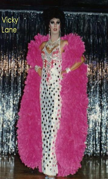 -vickyLane-Canadian Drag Queens-Montreal -female impersonator ...